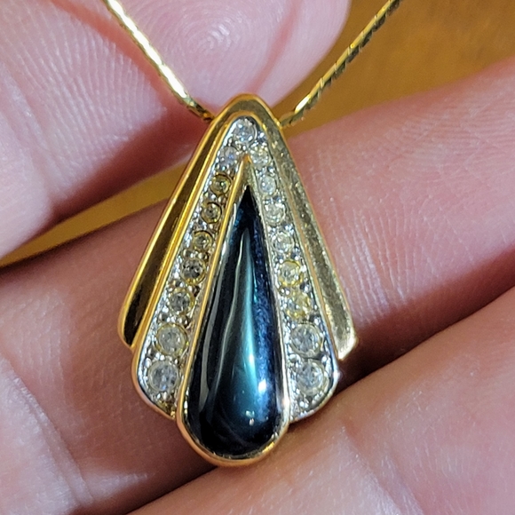 Monet | Jewelry | Vintage Monet Enamel Rhinestone Teardrop Pendant ...